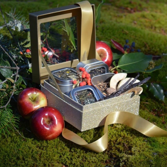 DELUXE LIMITED EDITION SEASONAL TEA SET – Queen Bee Farms